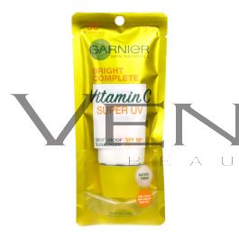 Garnier Bright Complete Vitamin C Super UV Sunscreen SPF 50+ PA+++ 30ml